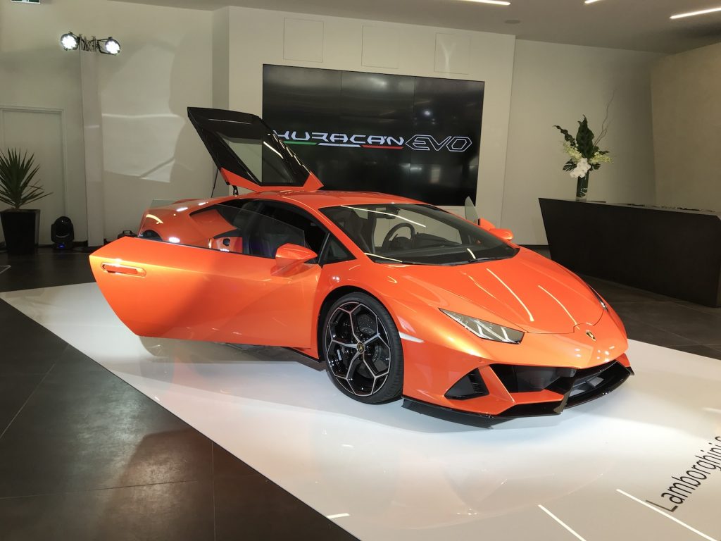 Lamborghini Huracan EVO debuts in Australia, prices confirmed | Driving ...