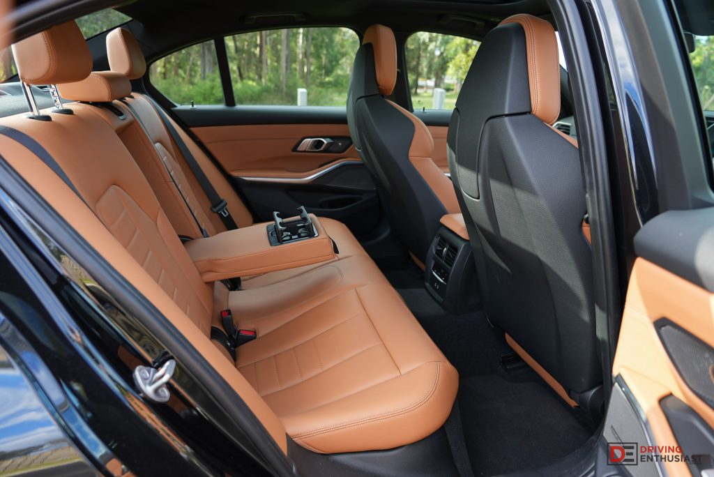 2023 BMW 330i M Sport review (video) | Driving Enthusiast
