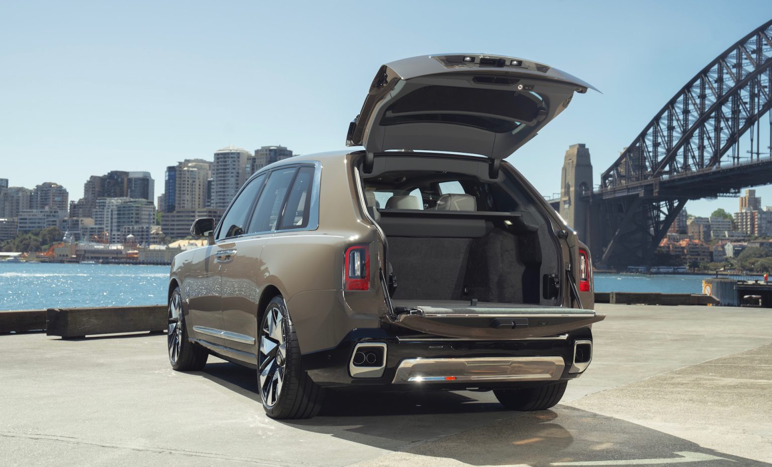 Rolls-Royce Cullinan Series II debuts in Australia, on sale now ...
