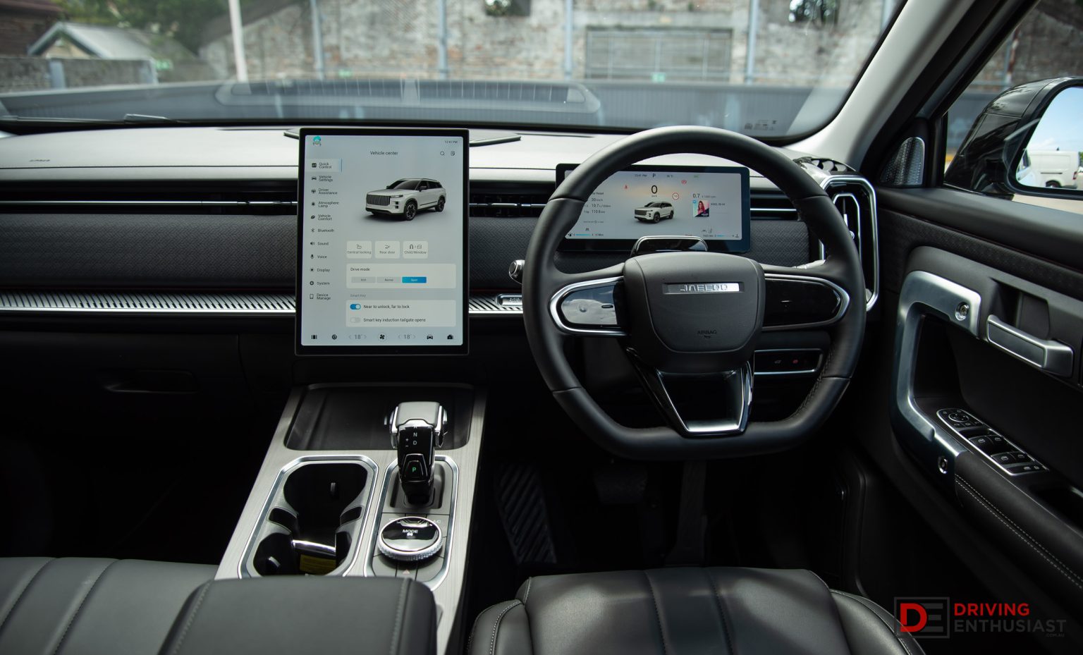 2025 Jaecoo J7 review (video) | Driving Enthusiast