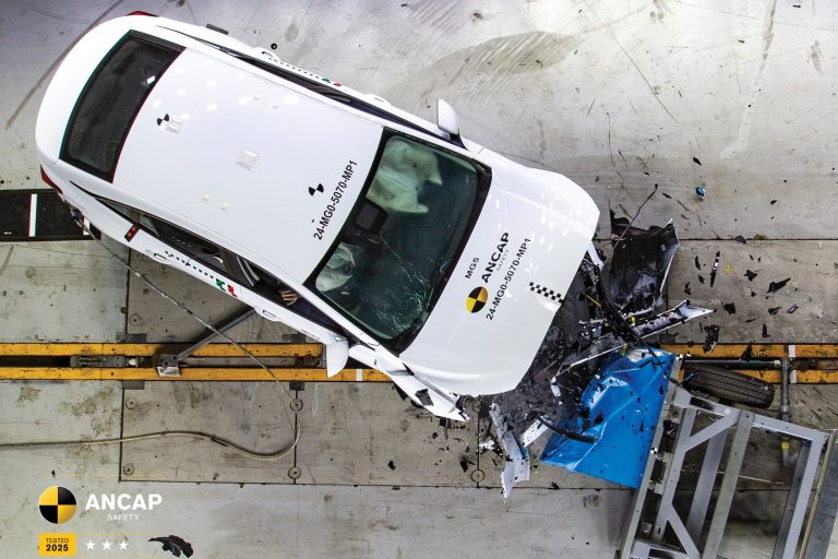 2025 MG MG5 updates result in 3-star ANCAP safety rating | Driving ...