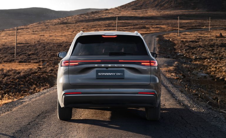 Geely Starray EM-i details confirmed for Australia, new PHEV mid-size ...