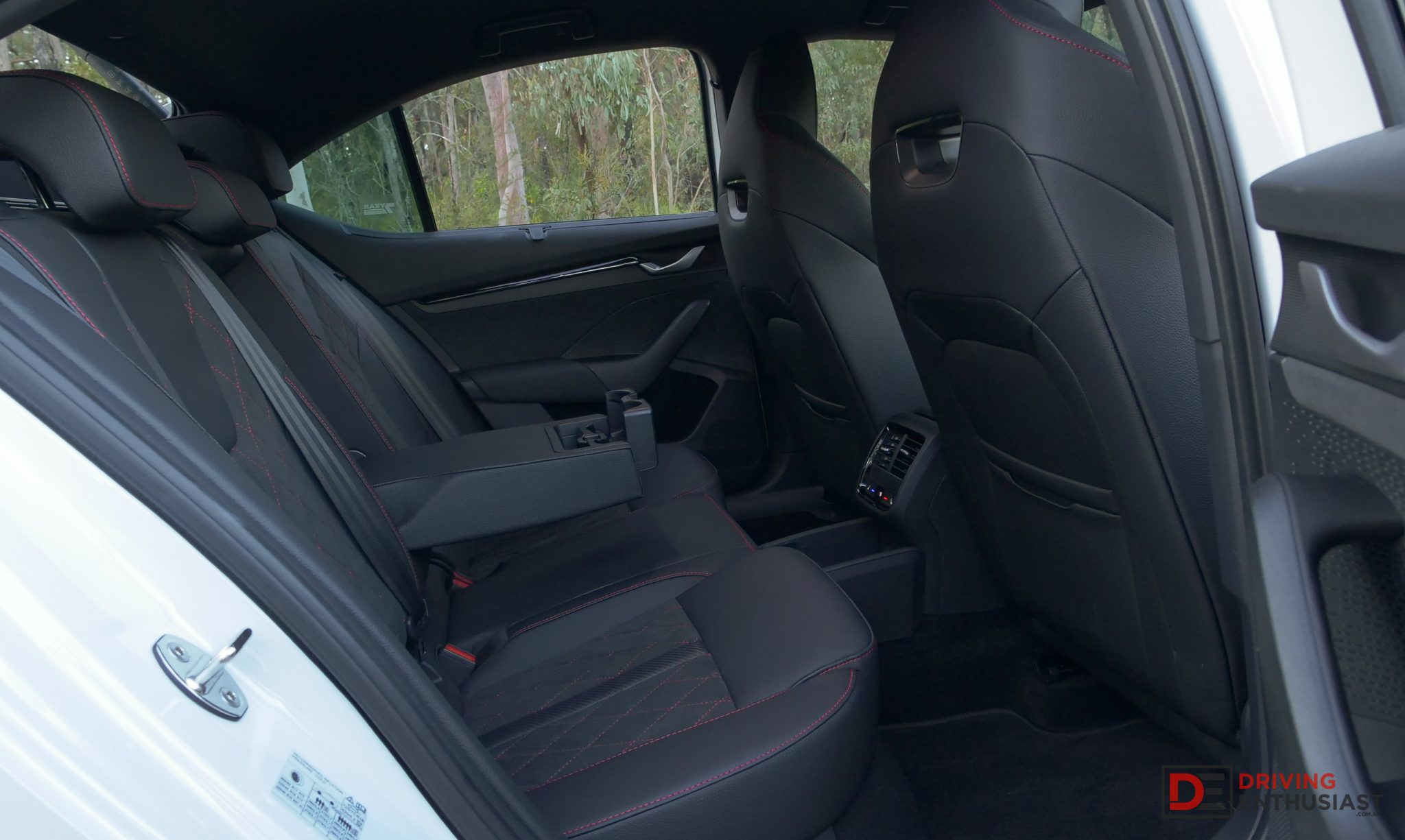 2025 Skoda Octavia RS review (video) | Driving Enthusiast