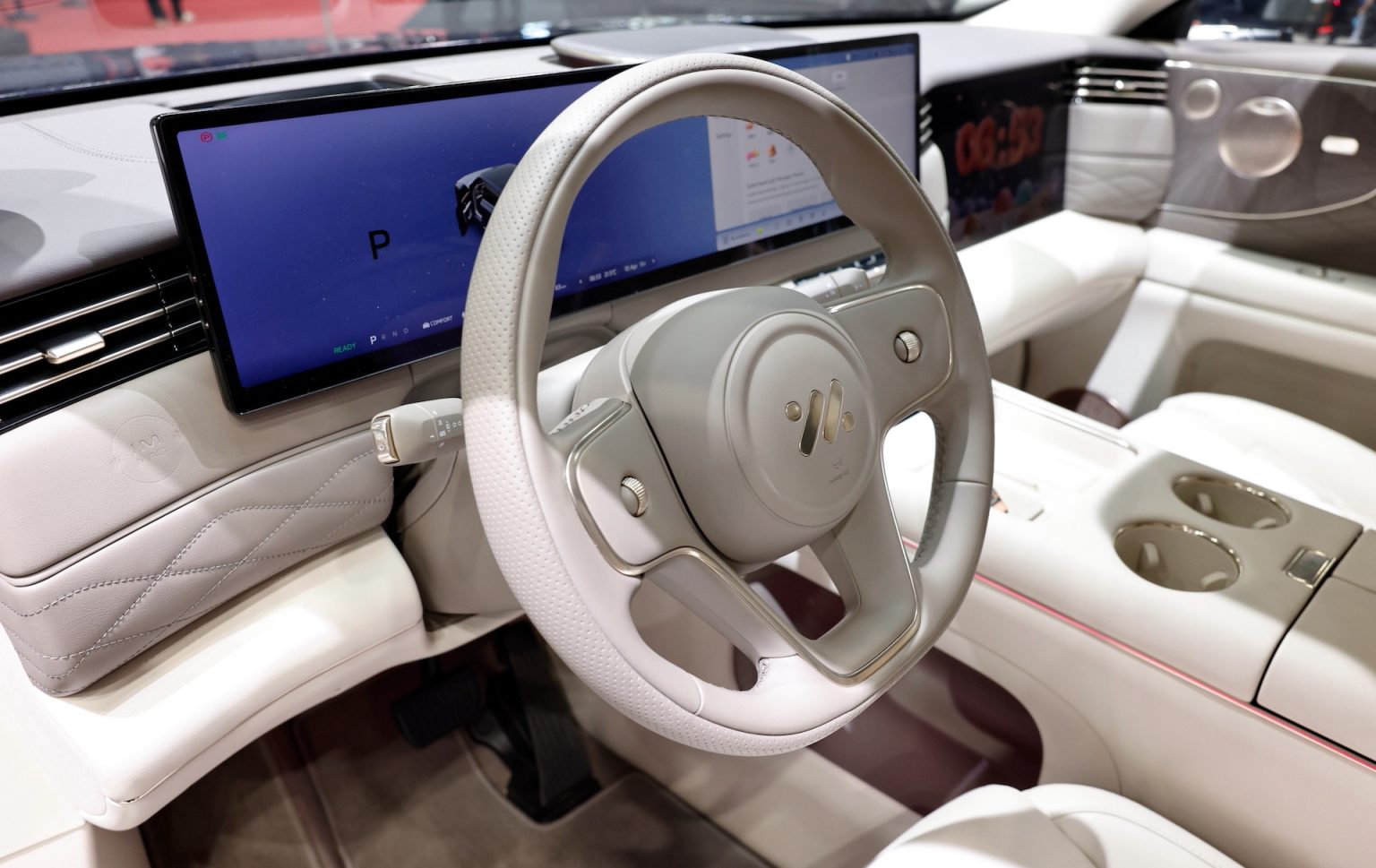 IM LS9 makes Australian debut at 2026 Melbourne Motor Show | Driving ...